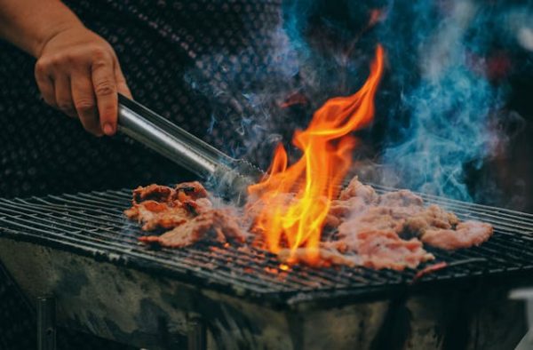 Houtskool, briketten of gas: wat past het beste bij jouw barbecue-stijl ...